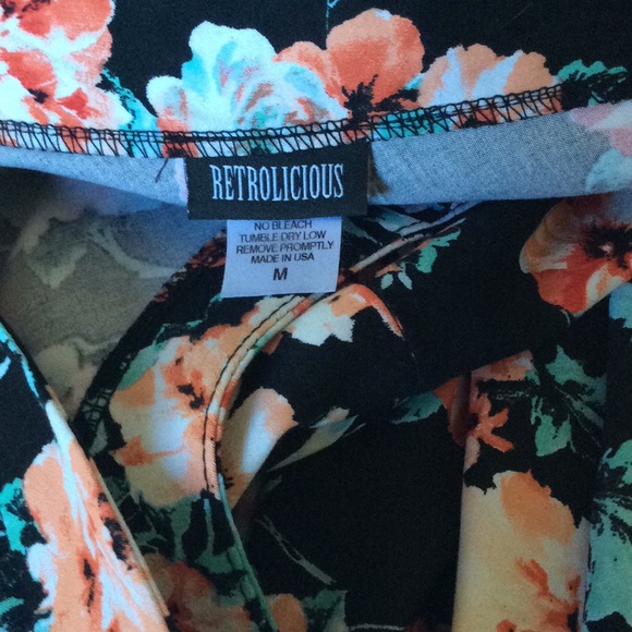 Retrolicious | Dresses | Retrolicious Floral Dress | Poshmark